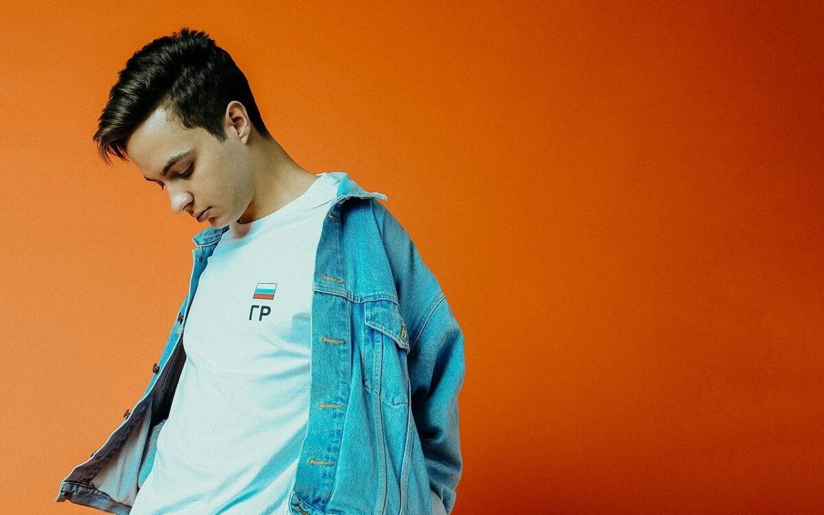 Artist Spotlight: sumthin sumthin | Relentless Beats